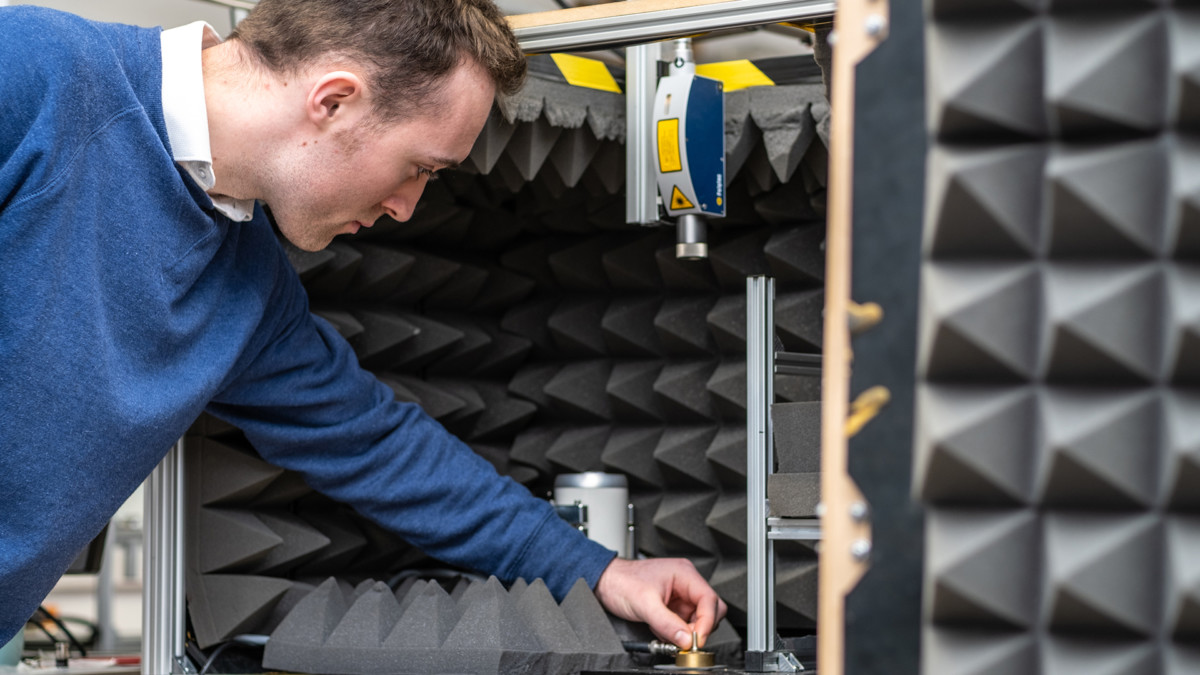 Non-linear acoustic techniques for NDT - Theta